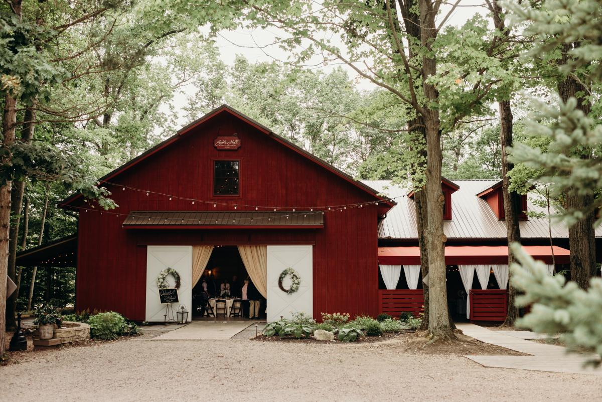 This Stunning Michigan Barn Venue Was Built Just For You: Meet Gable ...